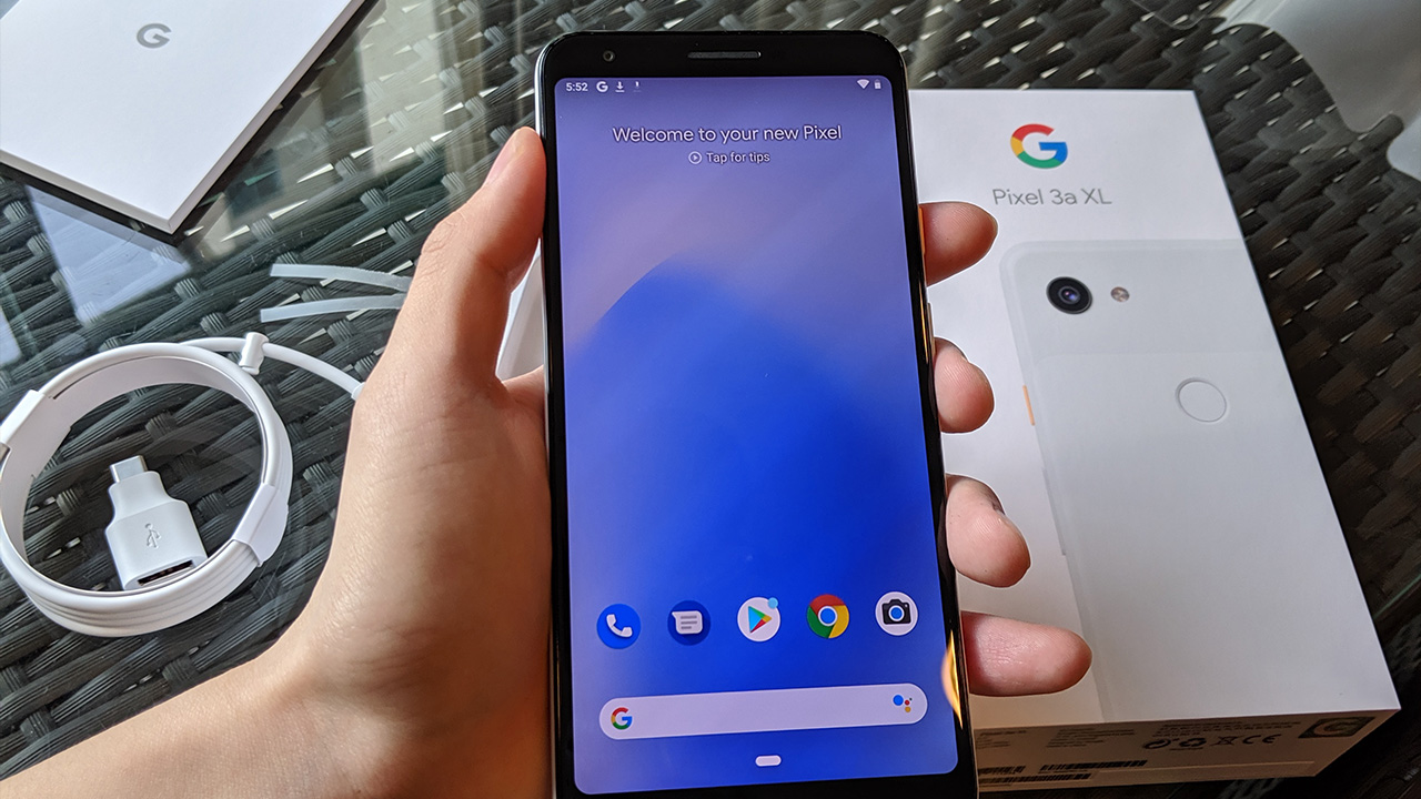 First looks at the Google Pixel 3a XL